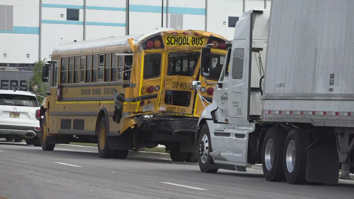 Four kindergartners injured, hospitalized after school bus crash on Zoo ...
