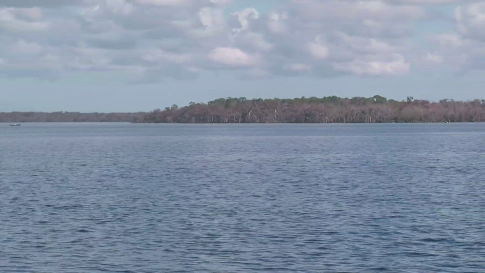 FWC: Man dead after boat crash on Crescent Lake in Putnam County ...