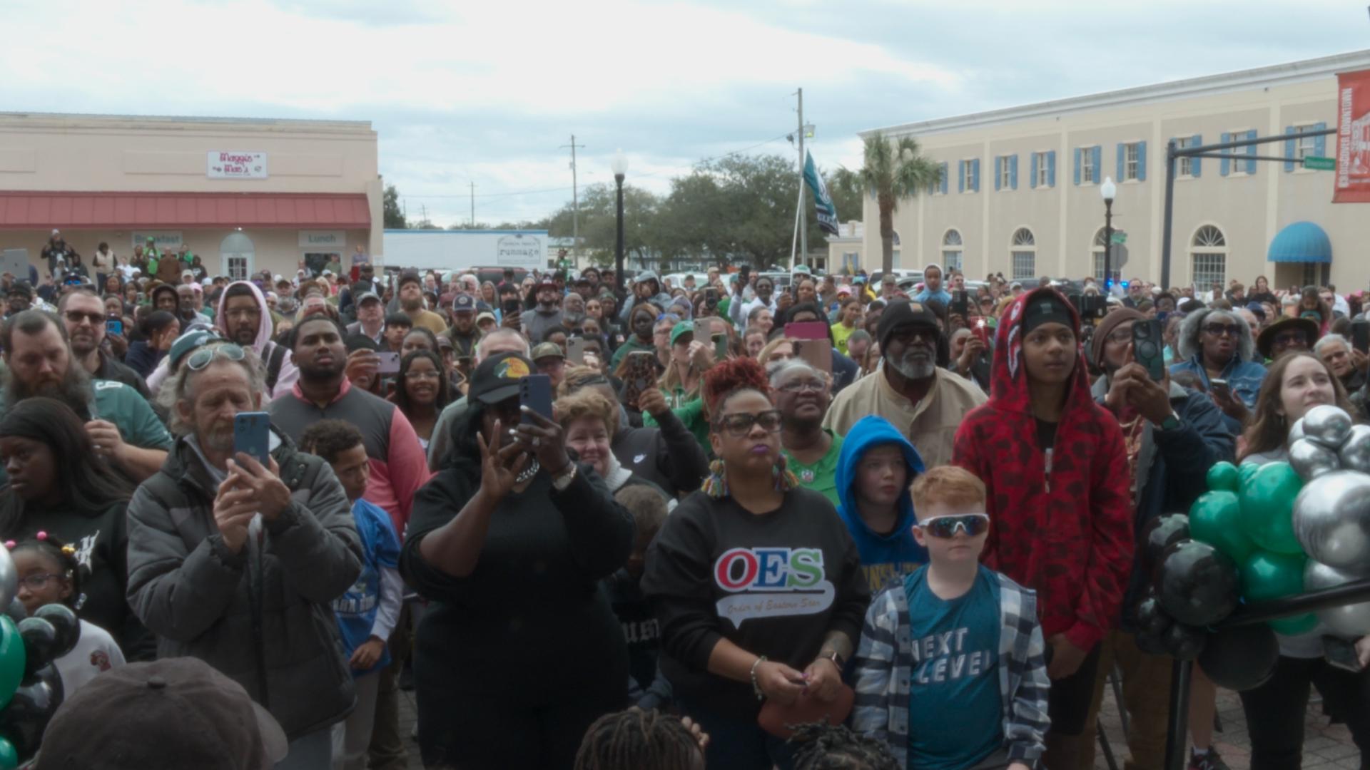 Super Bowl champ, Brunswick native Darius Slay Jr. honored with ...