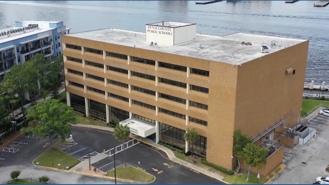 Jacksonville residents reflect as Regency Square Mall closes its doors ...