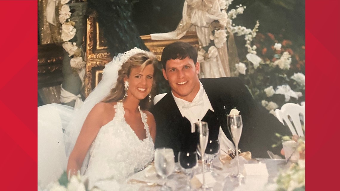 How NFL player Tony Boselli pulled off a surprise proposal ...