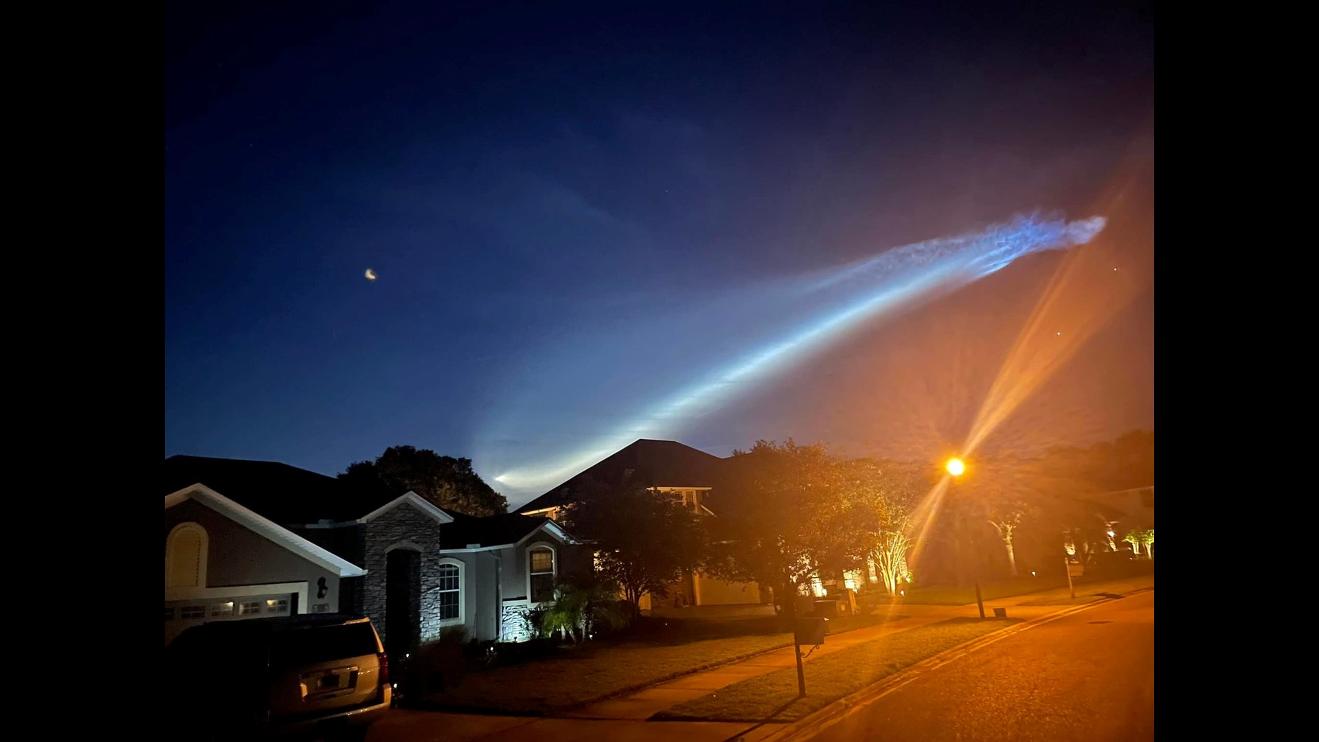 Photos: Distinct noctilucent clouds captured on camera after SpaceX ...