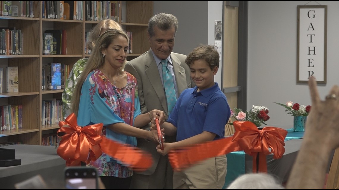 Florida school dedicates library to U.S Navy Captain's mother ...