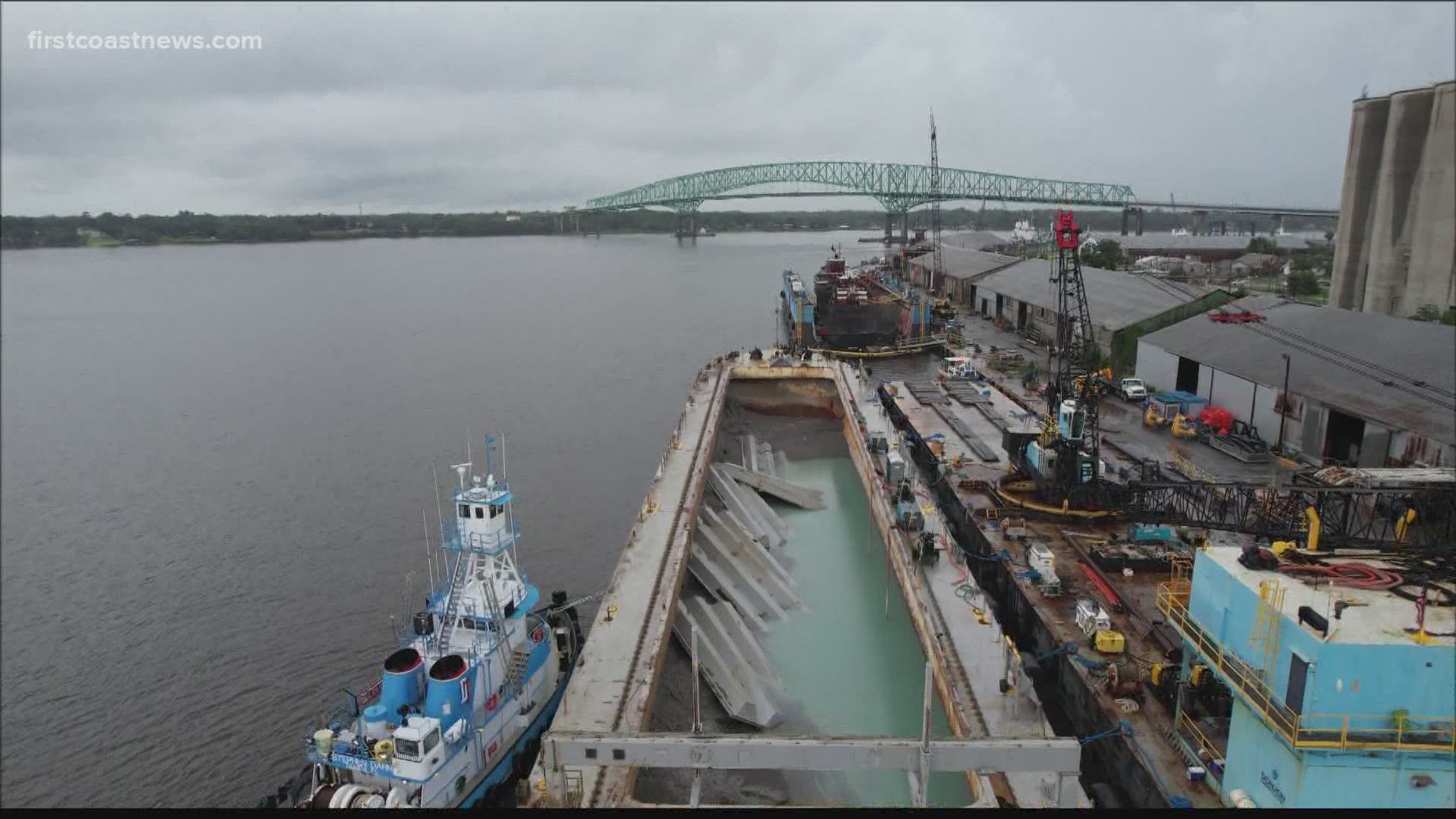 Barge that ran aground in North Florida removed after months ...