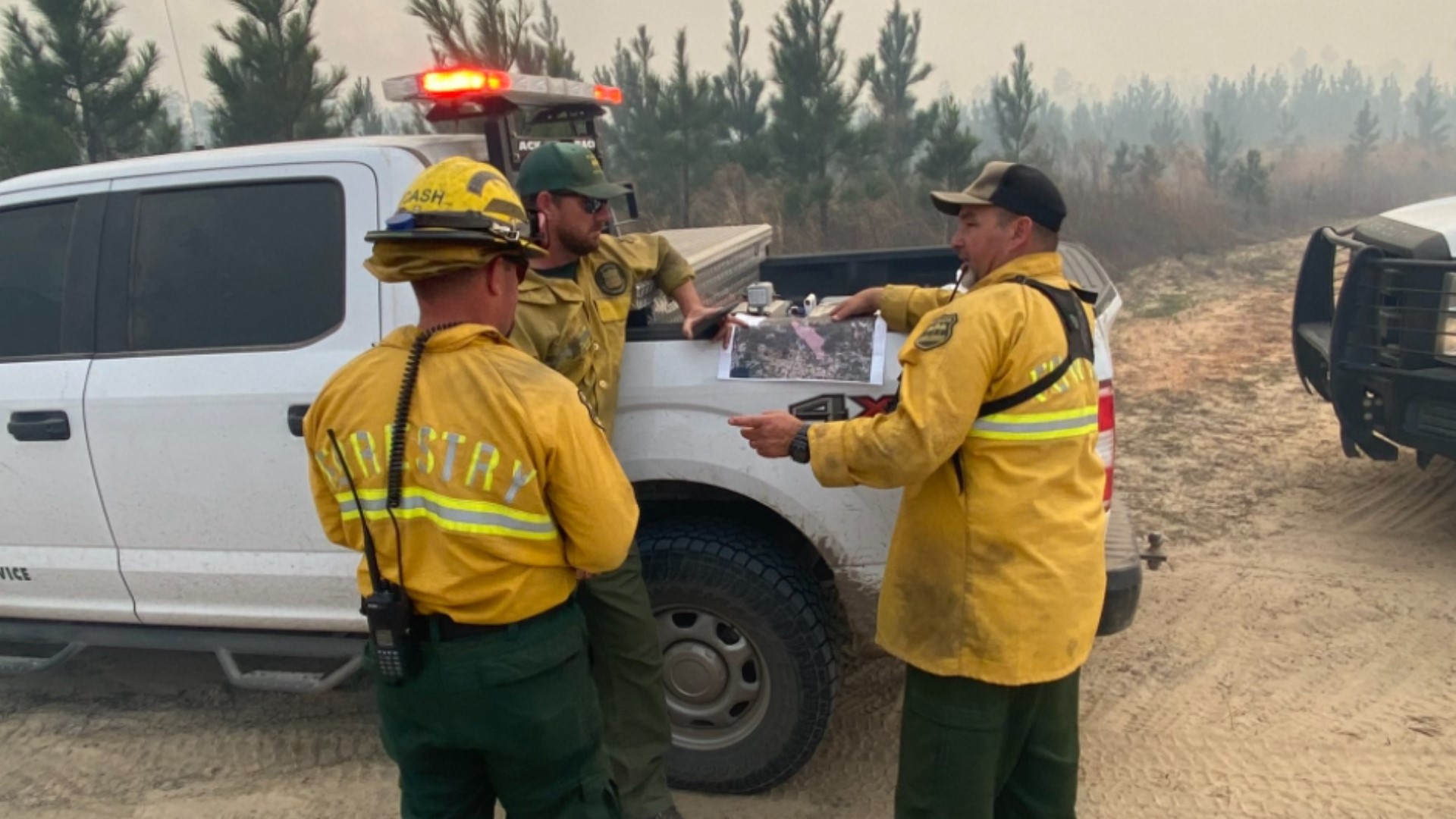 Firefighters continue to battle wildfires in Florida panhandle ...