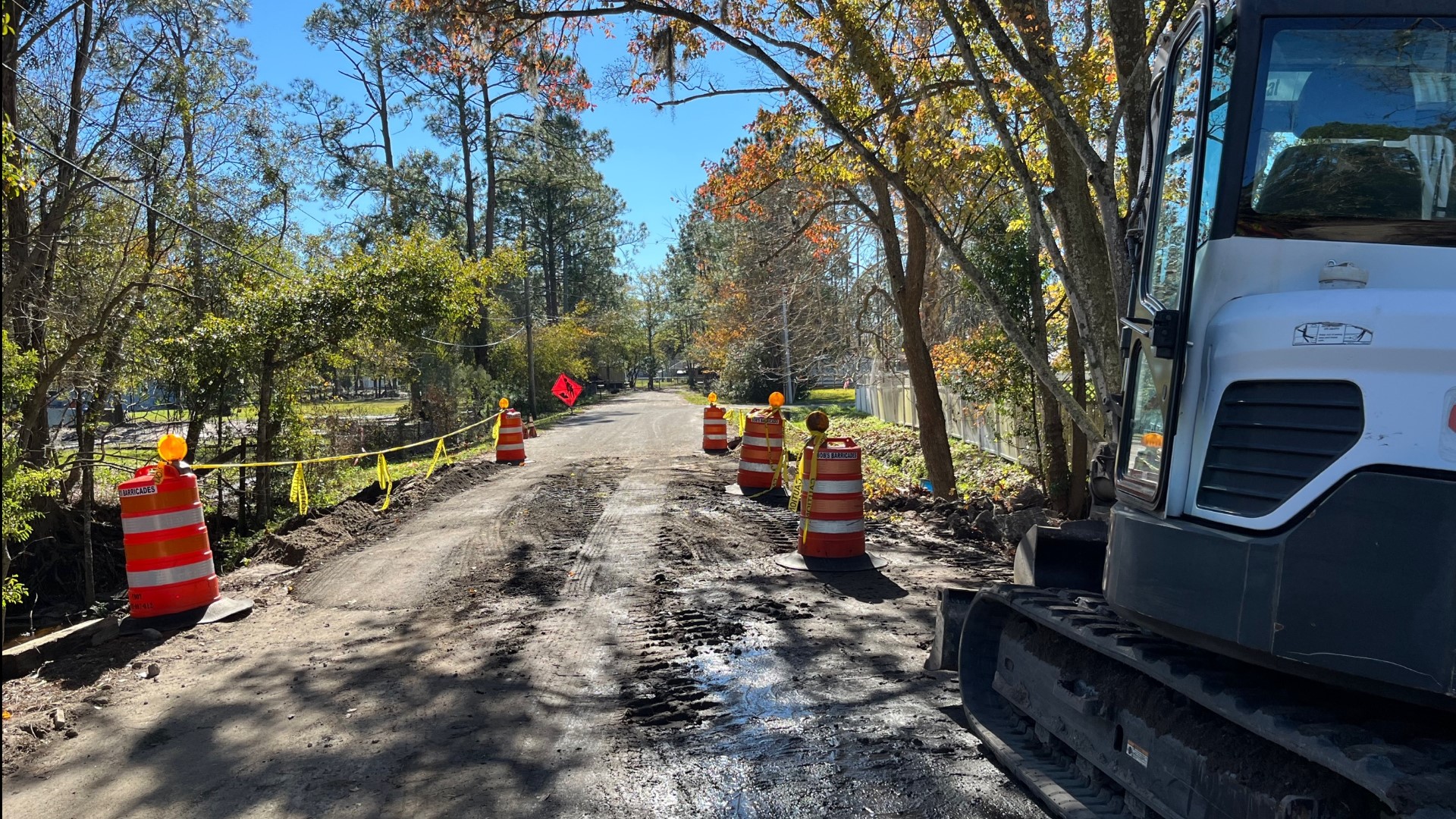 Marietta residents trapped after storm knocks hole in roadway ...