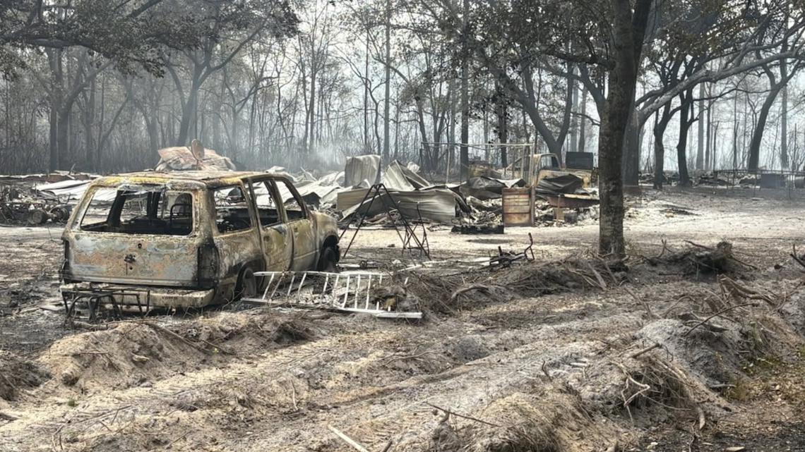 ‘It’s horrible': Brantley County families lose homes as wildfire sweeps ...