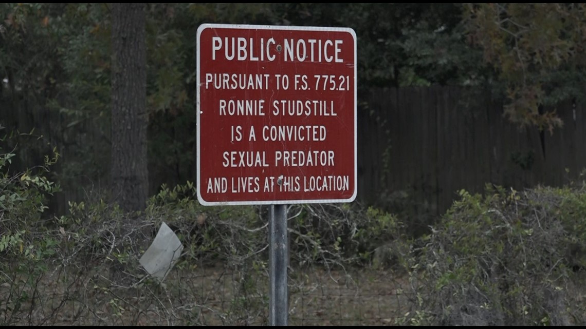 Public notice signs put up at Nassau Co. sexual predators homes ...