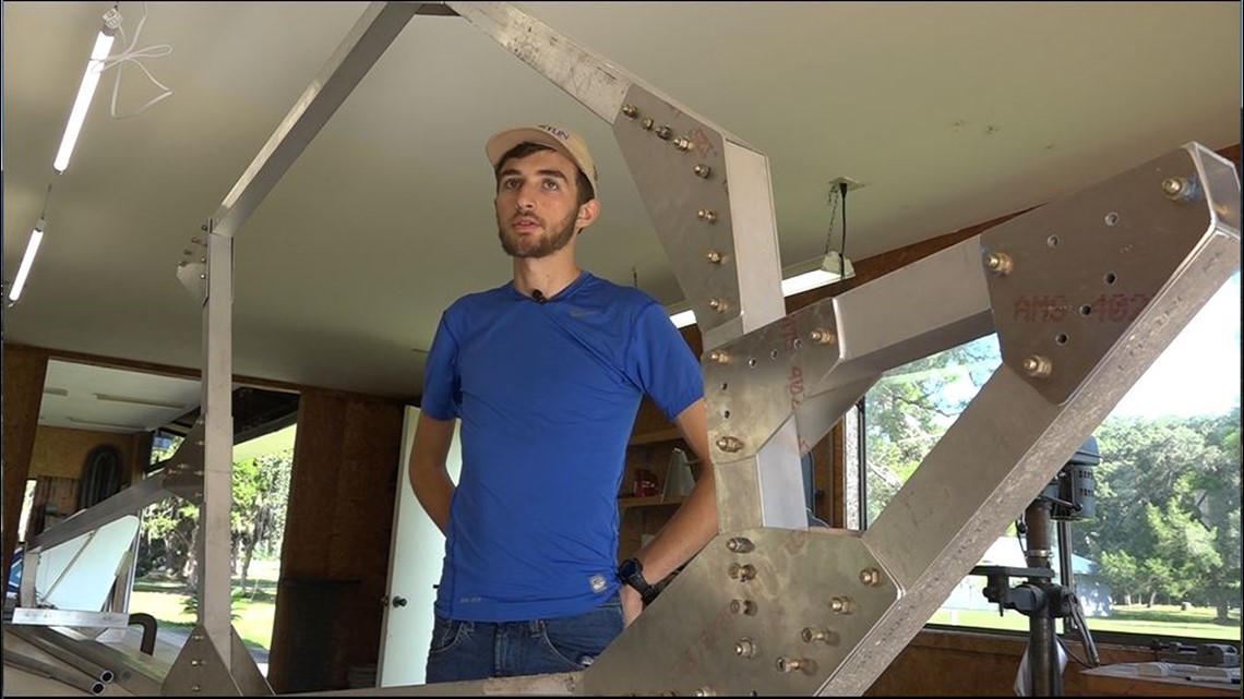 Florida teen builds his own airplane | firstcoastnews.com