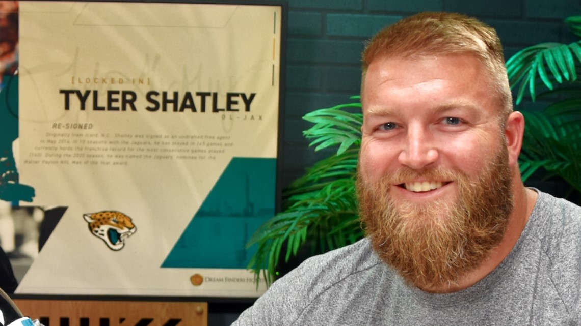 Jaguars re-sign offensive lineman Tyler Shatley | firstcoastnews.com