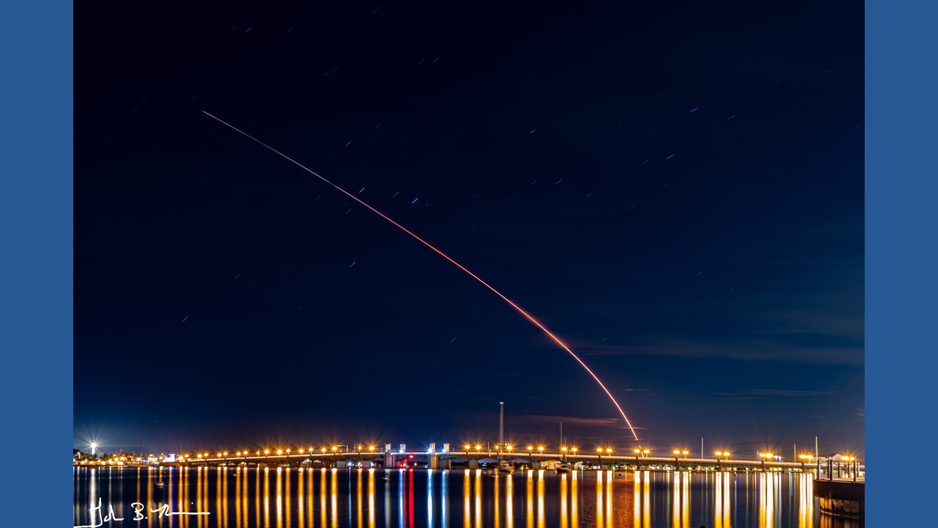 Thursday's Falcon 9 launch lights up the morning sky | firstcoastnews.com