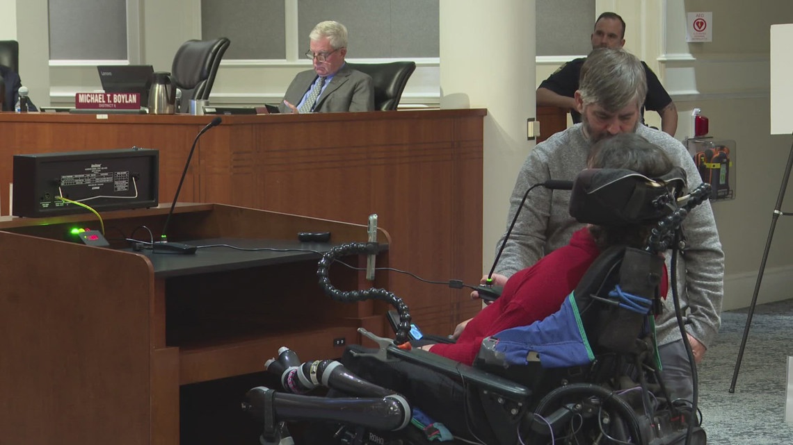 Disabled JTA riders protest proposed Connexion Plus rate hikes ...