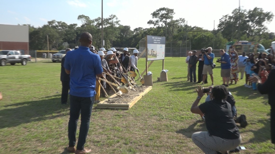 Groundbreaking for new Ribault High School | firstcoastnews.com