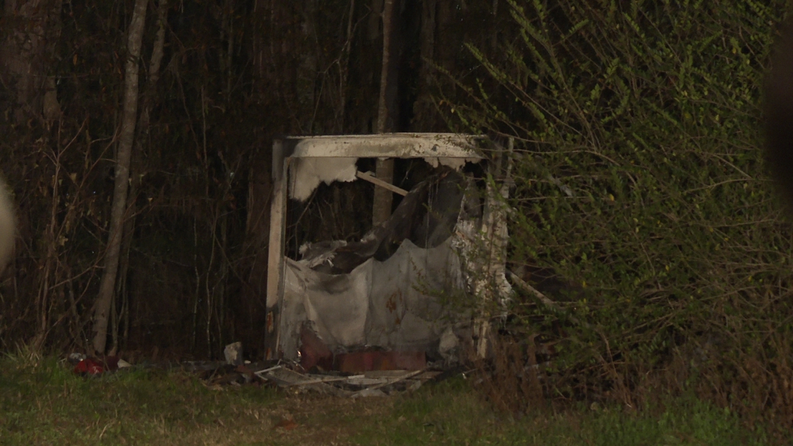 Man found dead at scene of Jacksonville fire a day after firefighters ...
