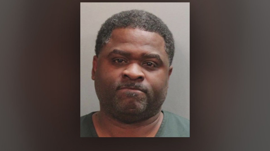 Man arrested for allegedly trying to sell counterfeit merchandise at ...