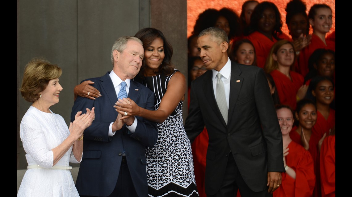 Michelle Obama and George W. Bush hugged and broke the Internet ...