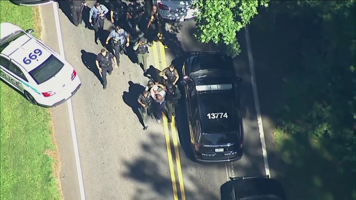 Gwinnett bus hijacked, person shot to death on board | firstcoastnews.com