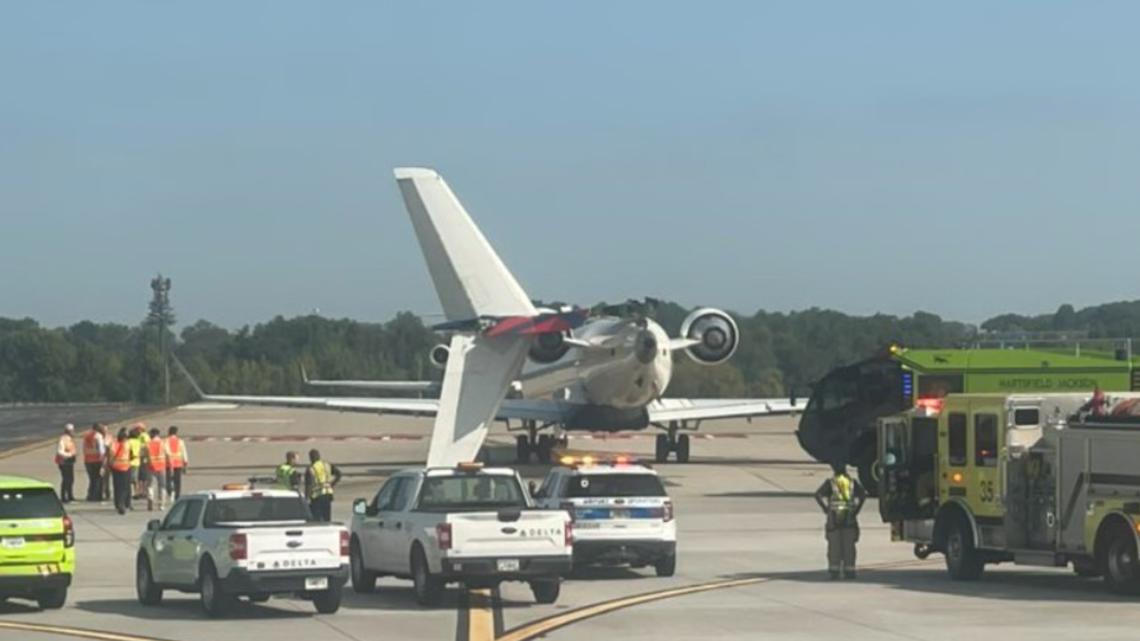 Delta airlines collision Atlanta | firstcoastnews.com